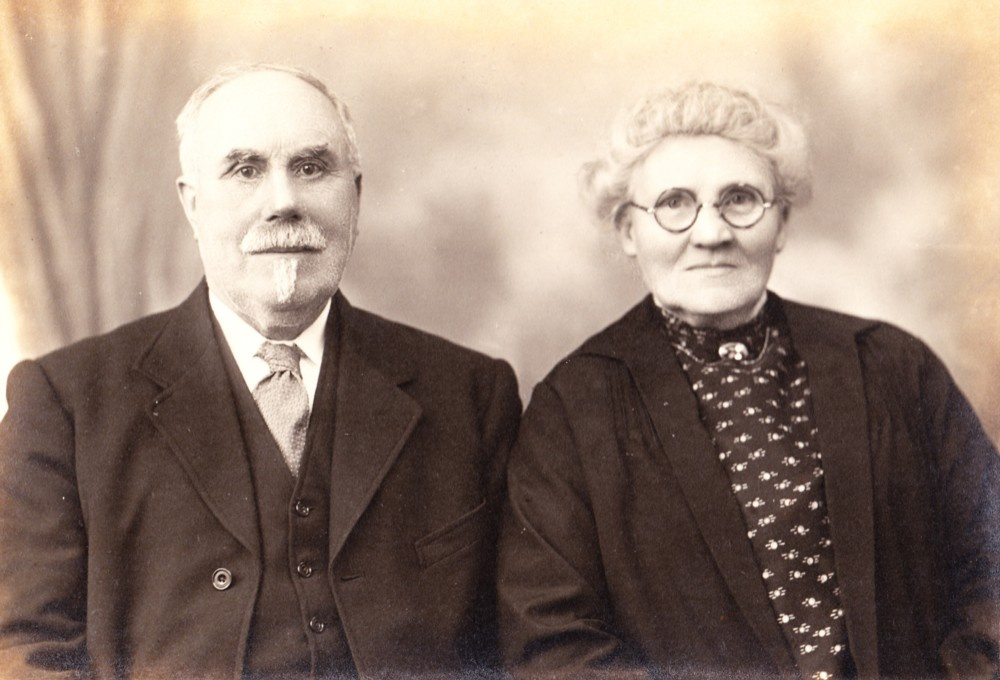 Finding photos – Untangled Family History